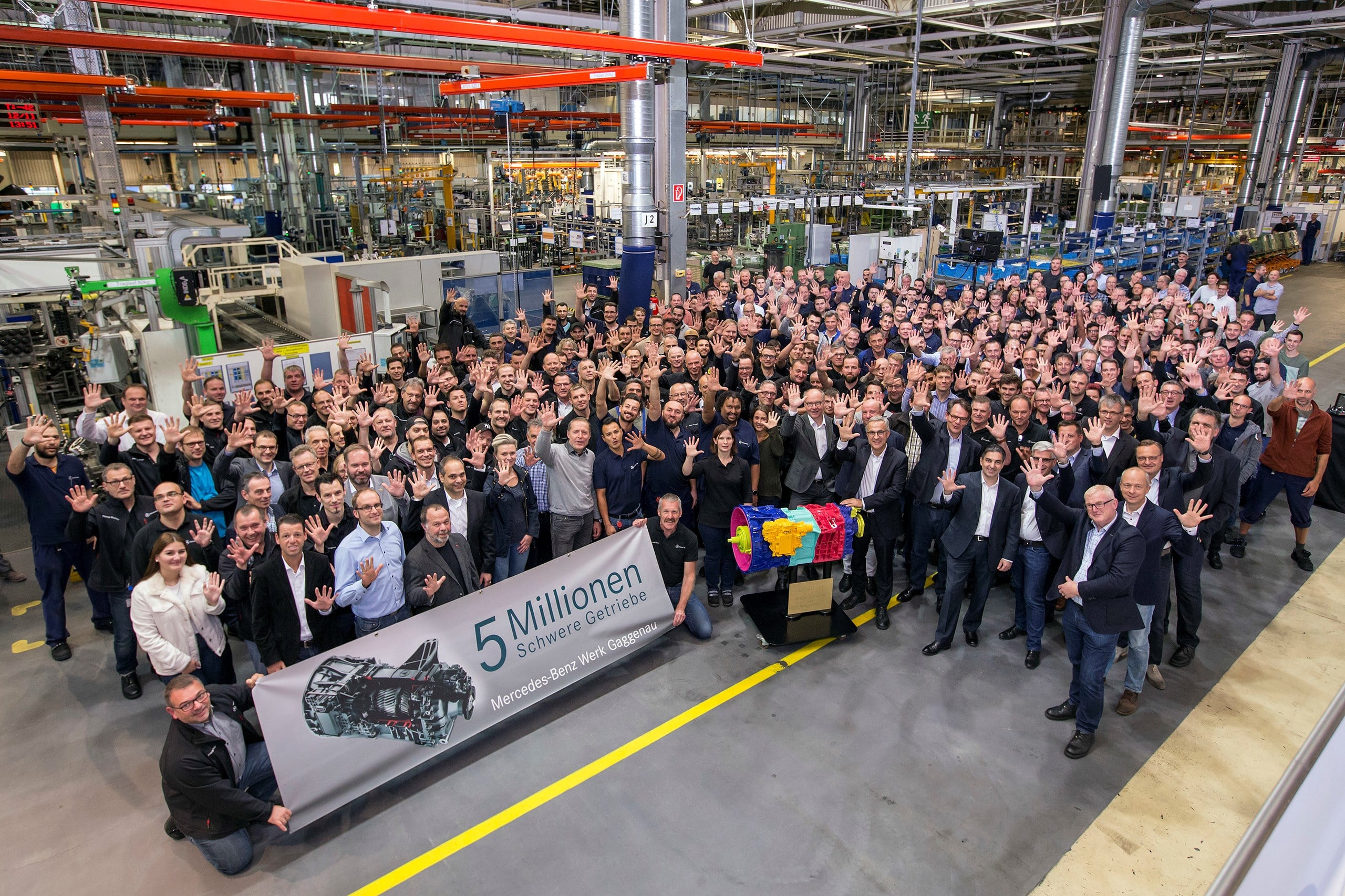 DAIMLER PLANT MAKES 5 MILLIONTH BUS AND TRUCK TRANSMISSION ...