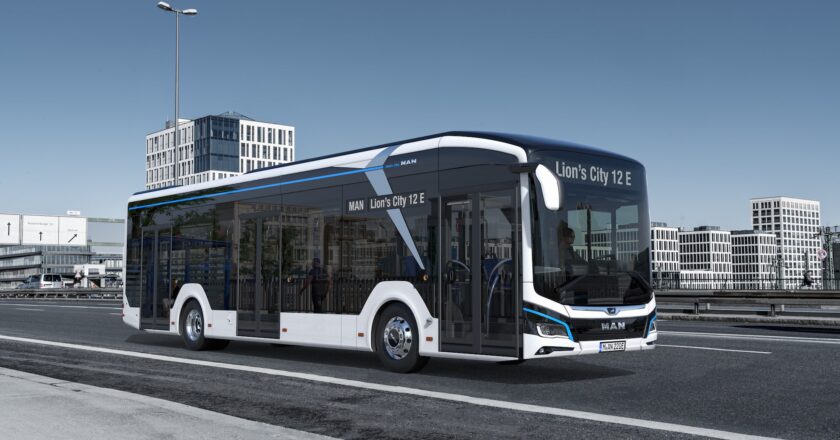 2019 bus coach electro-mobility electromobility electric bus hybrid bus ...