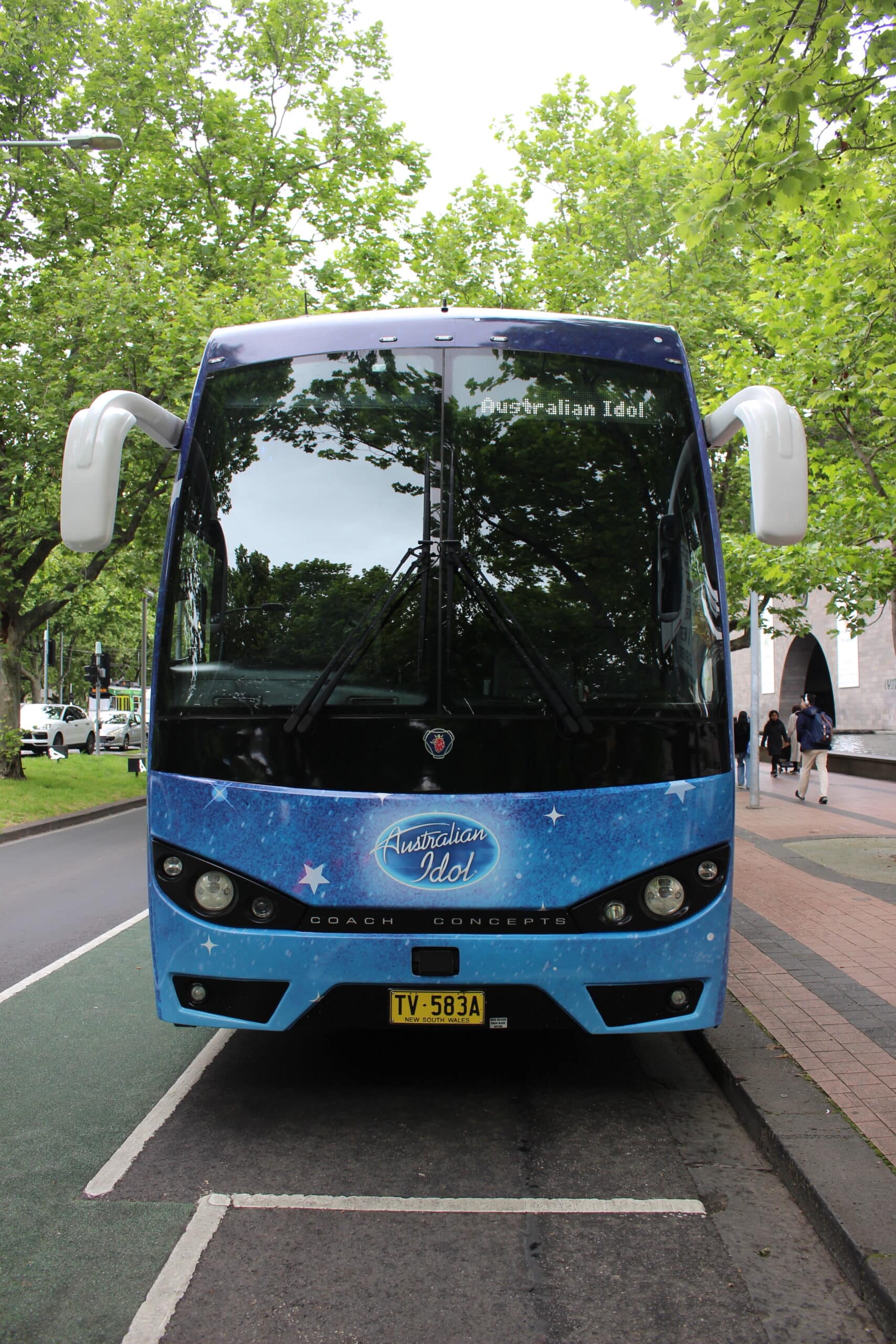 AllStarr Coaches provides fresh vehicle for Australian Idol ...