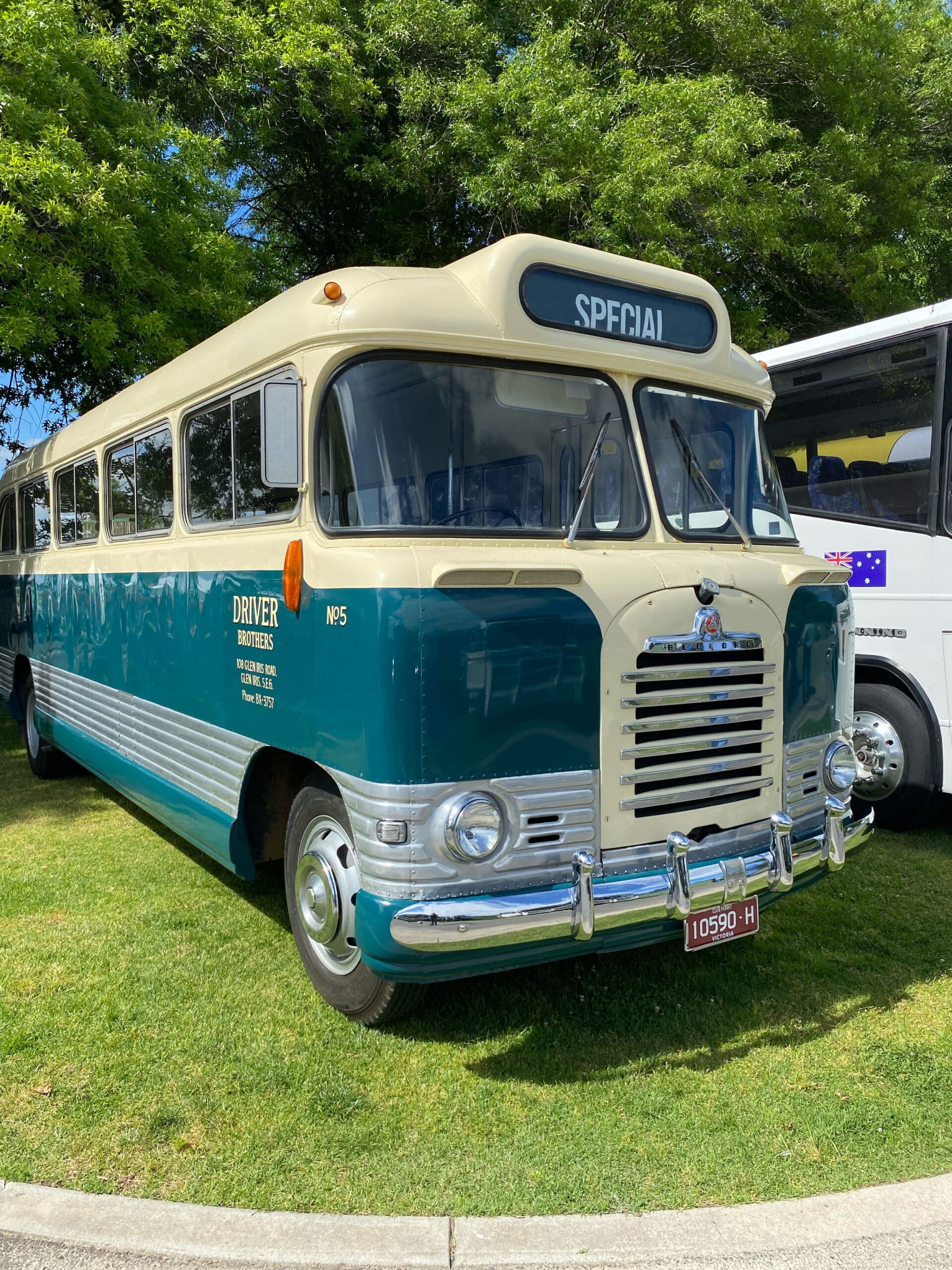 Historic buses go on display at Commercial Vehicle Club Display day ...