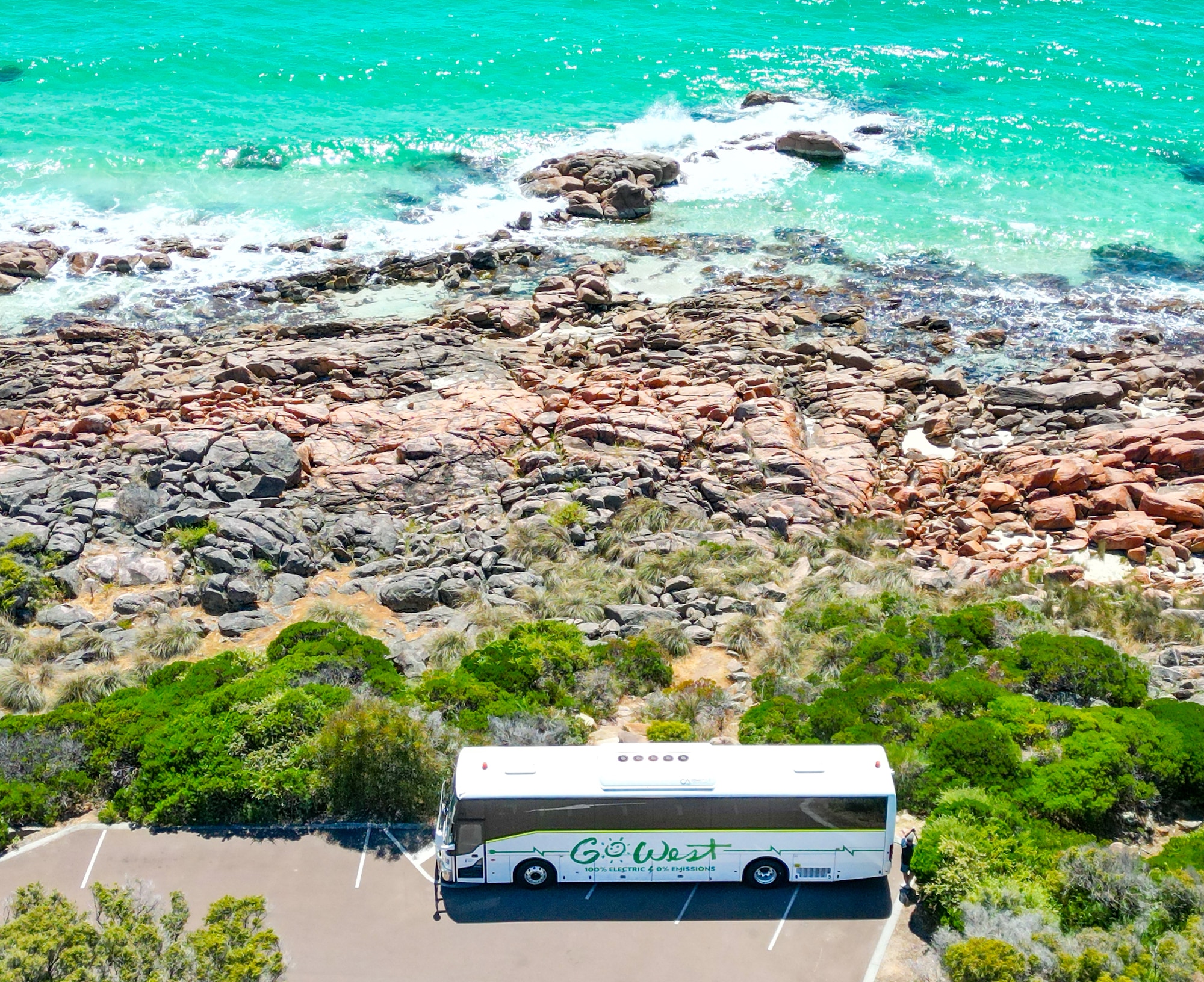 Go West Tours celebrates electric coach operation milestones ...