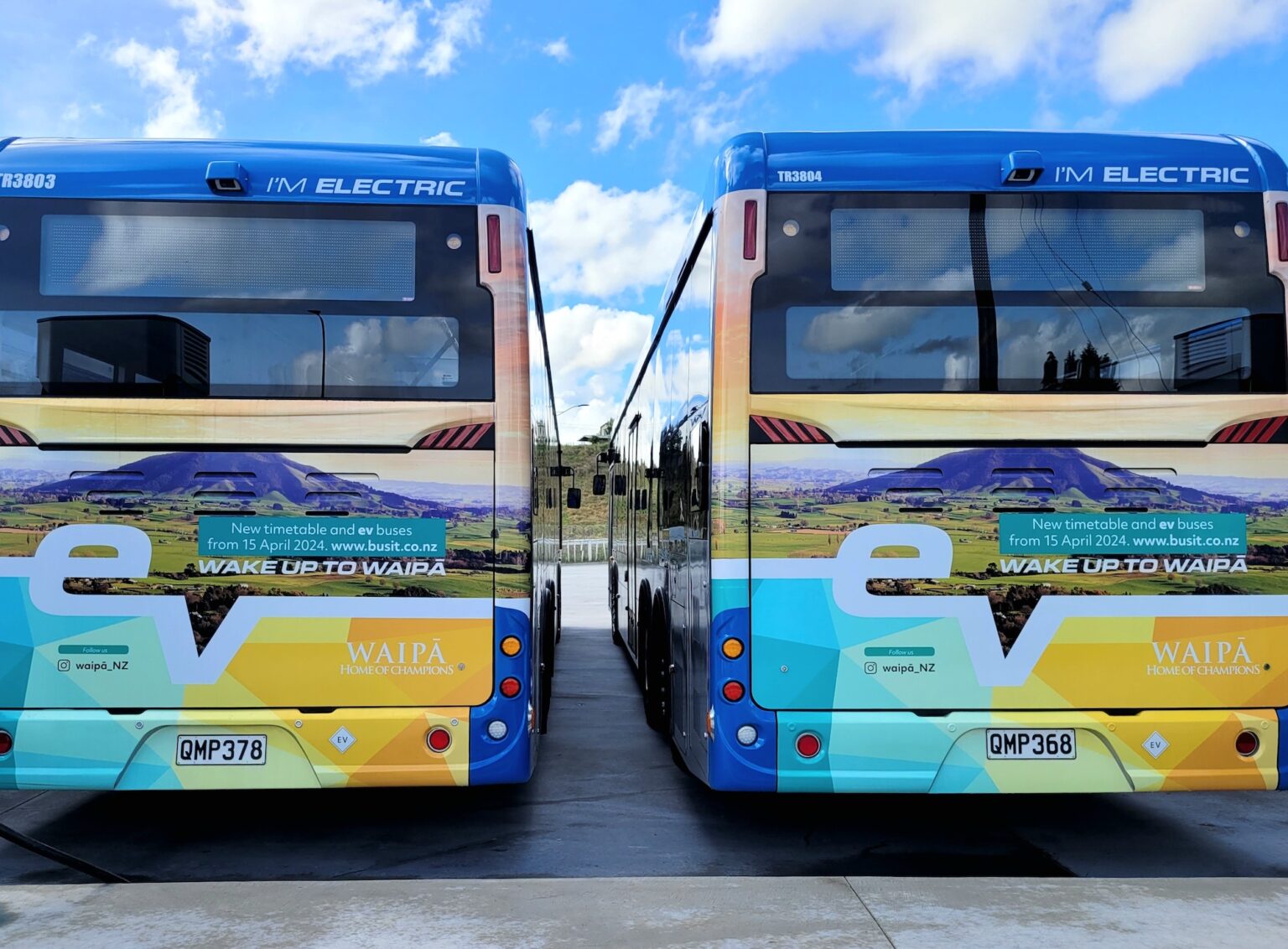 Electric double-decker buses to run West Auckland WX1 service ...