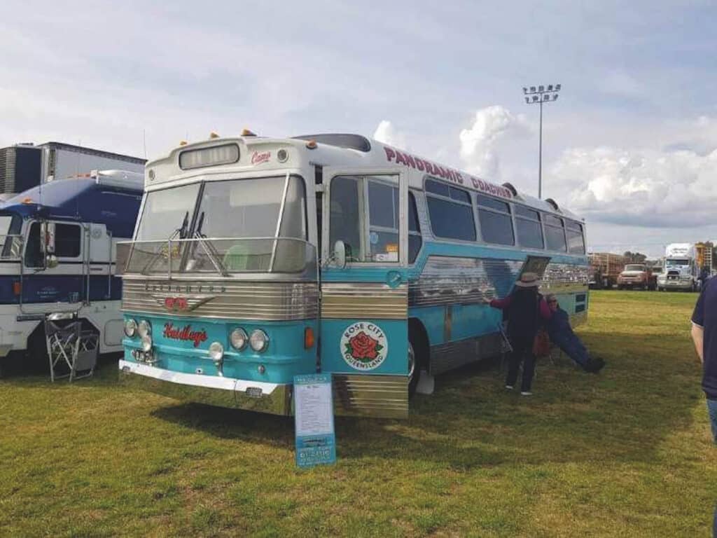 Golden Oldies bus muster almost breaks world record