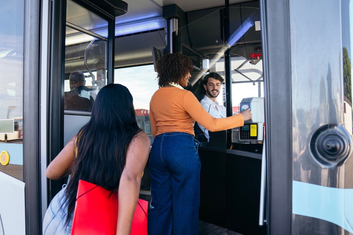 Regional NSW expands tap-and-go payments across bus networks