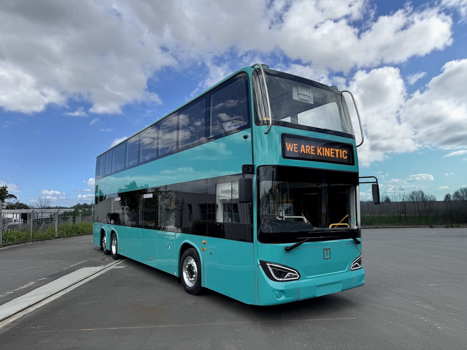 Kinetic unveils New Zealand’s first lightweight electric double-decker bus